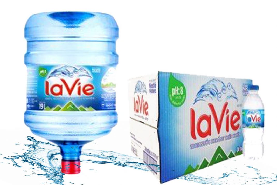 Nên Chọn Mua Nước Khoáng Vĩnh Hảo Hay Lavie? | Nước Uống